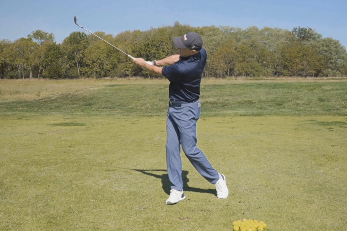 How to Use Your Lead Leg to Compress the Ball – Tour Tempo